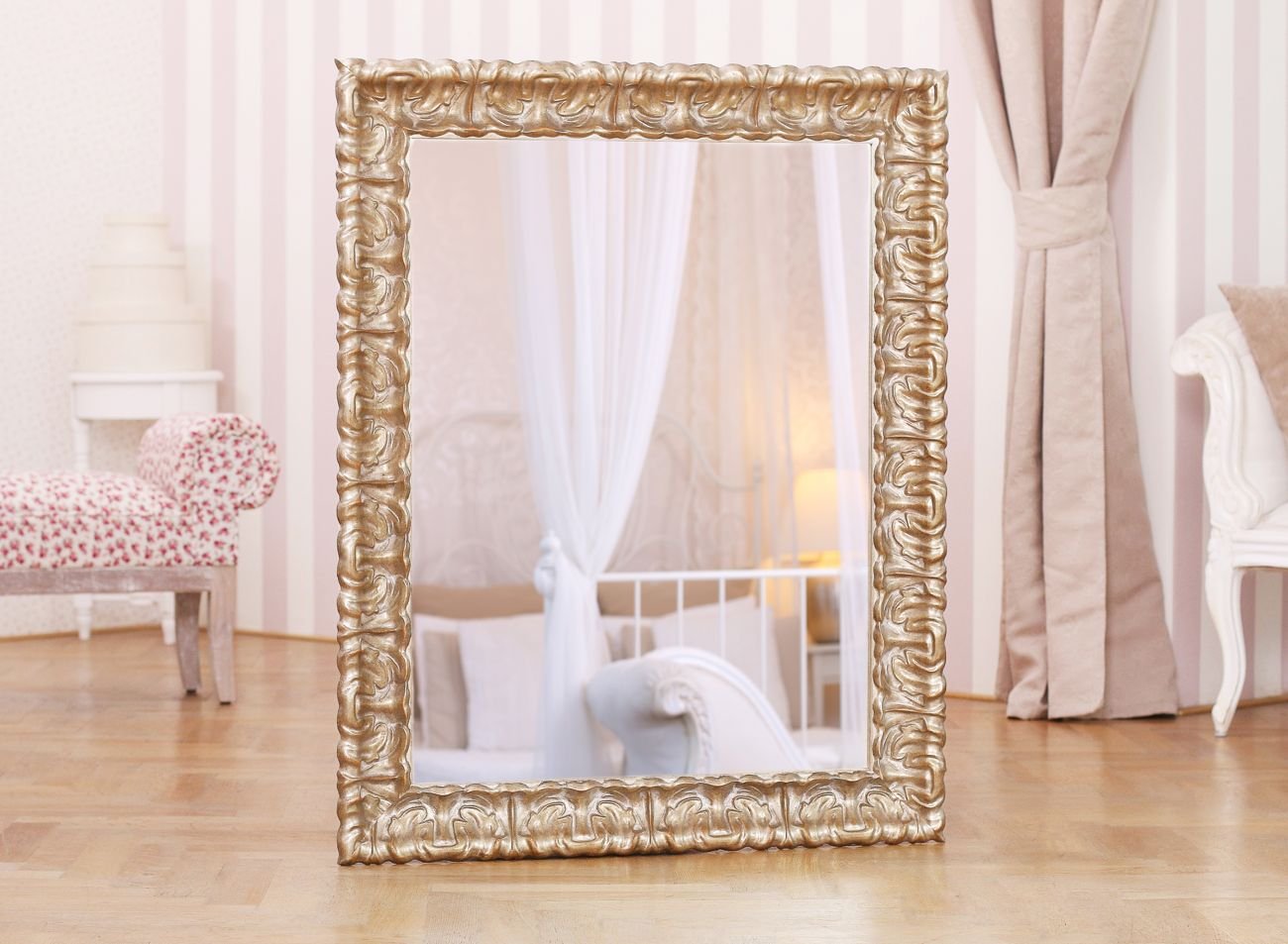 Stojanové zrcadla | Stojací rámy na zrcadla | Praha 7 / Frameit